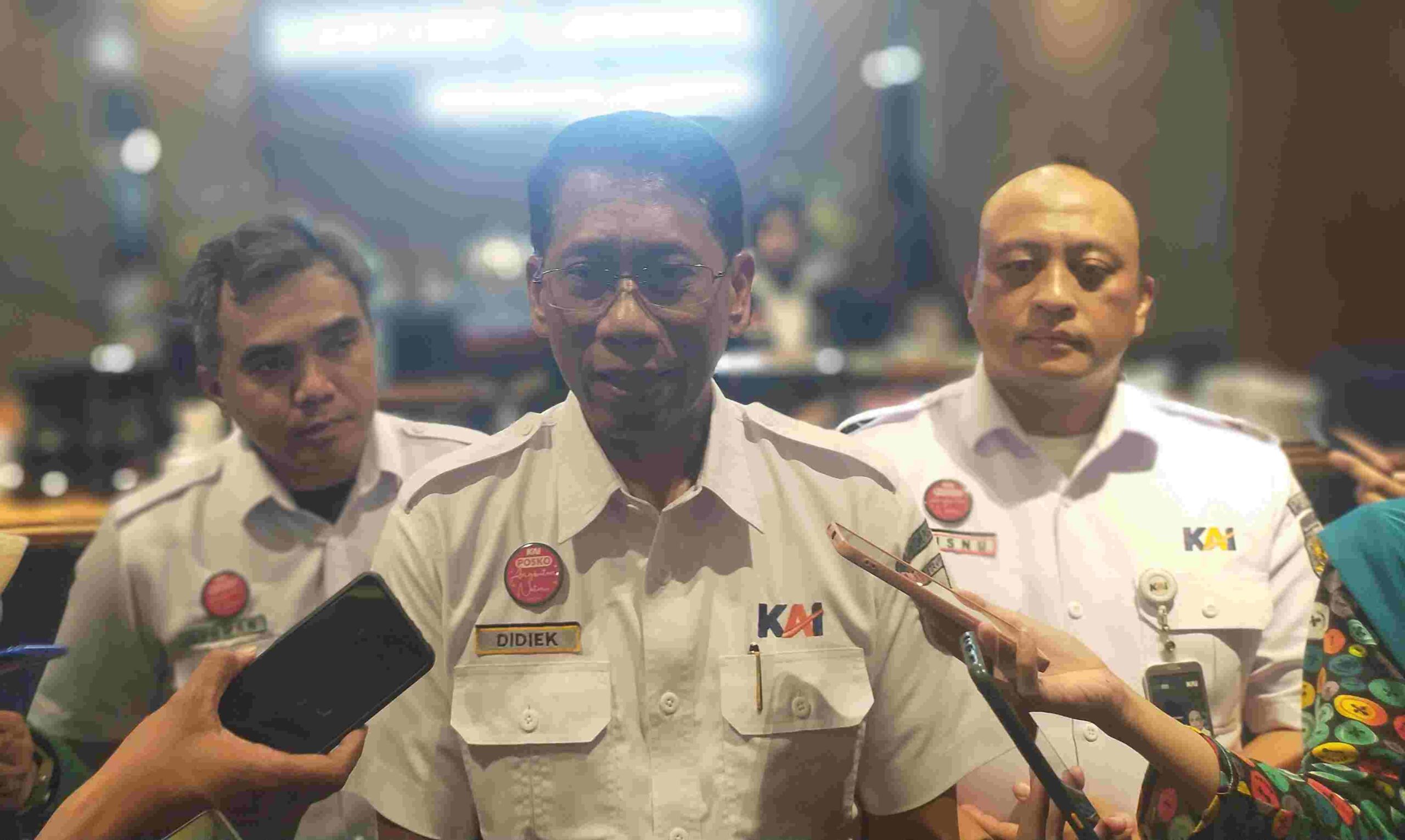 Nikmati Berbagai Fasilitas Bagi Pelanggan Kereta Api,PT KAI Daop 8 ...
