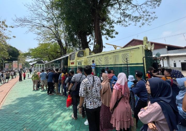 Peringati HUT ke -79, KAI Daop 8 Surabaya Gelar Open House " Bengkel Sepur" - Kabar Aktualita