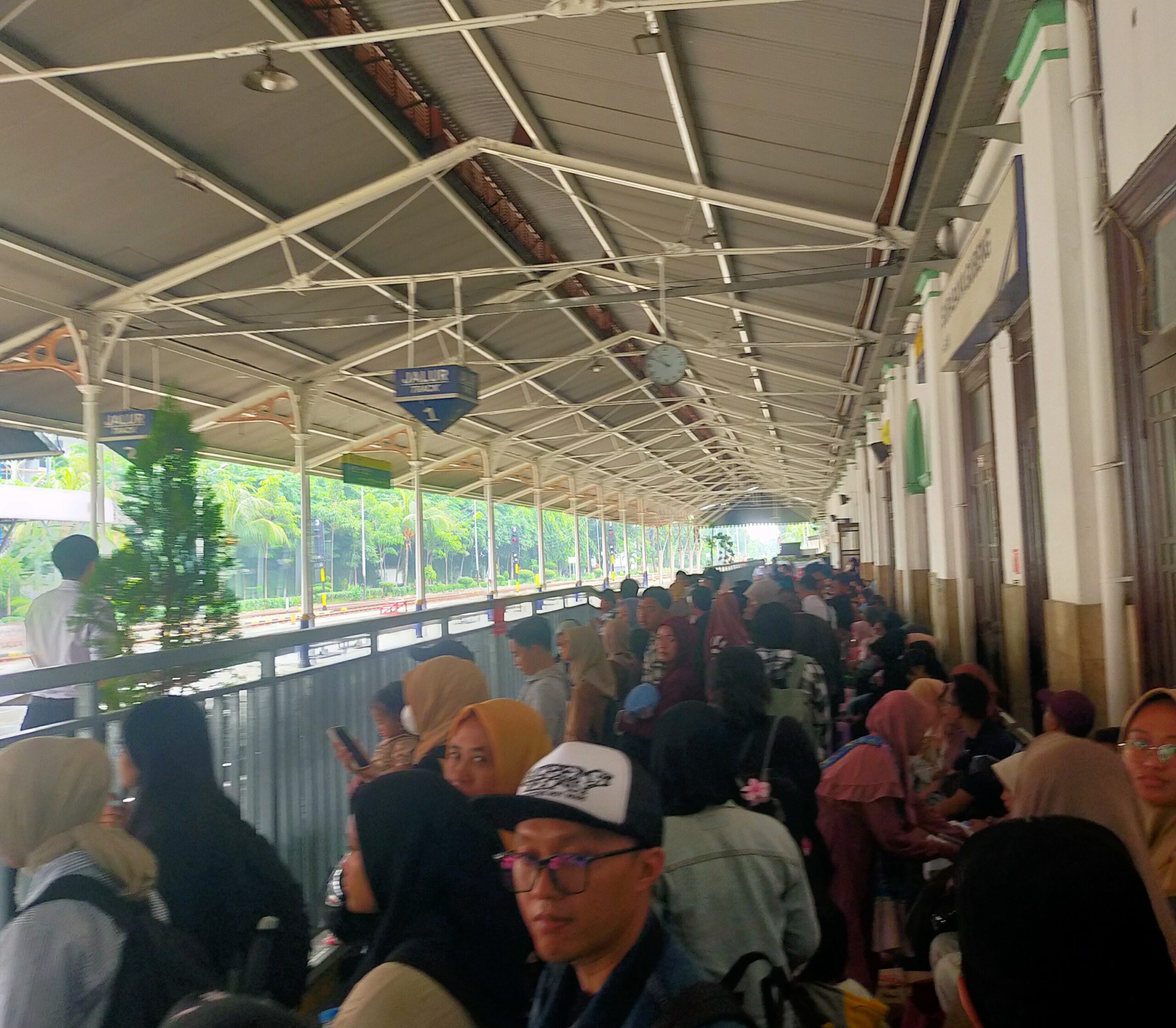 1 Februari 2025, KAI Commuter Berlakukan Gapeka Untuk Perubahan dan Penyesuaian Jadwal KA ...